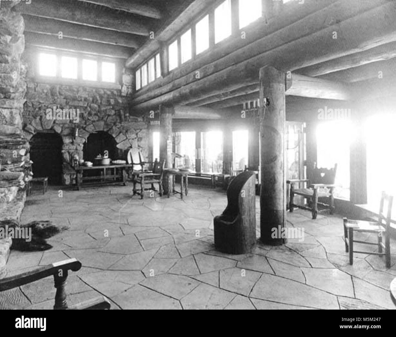 Grand Canyon Historic- Hermits Rest Interior c . Hermits rest living ...