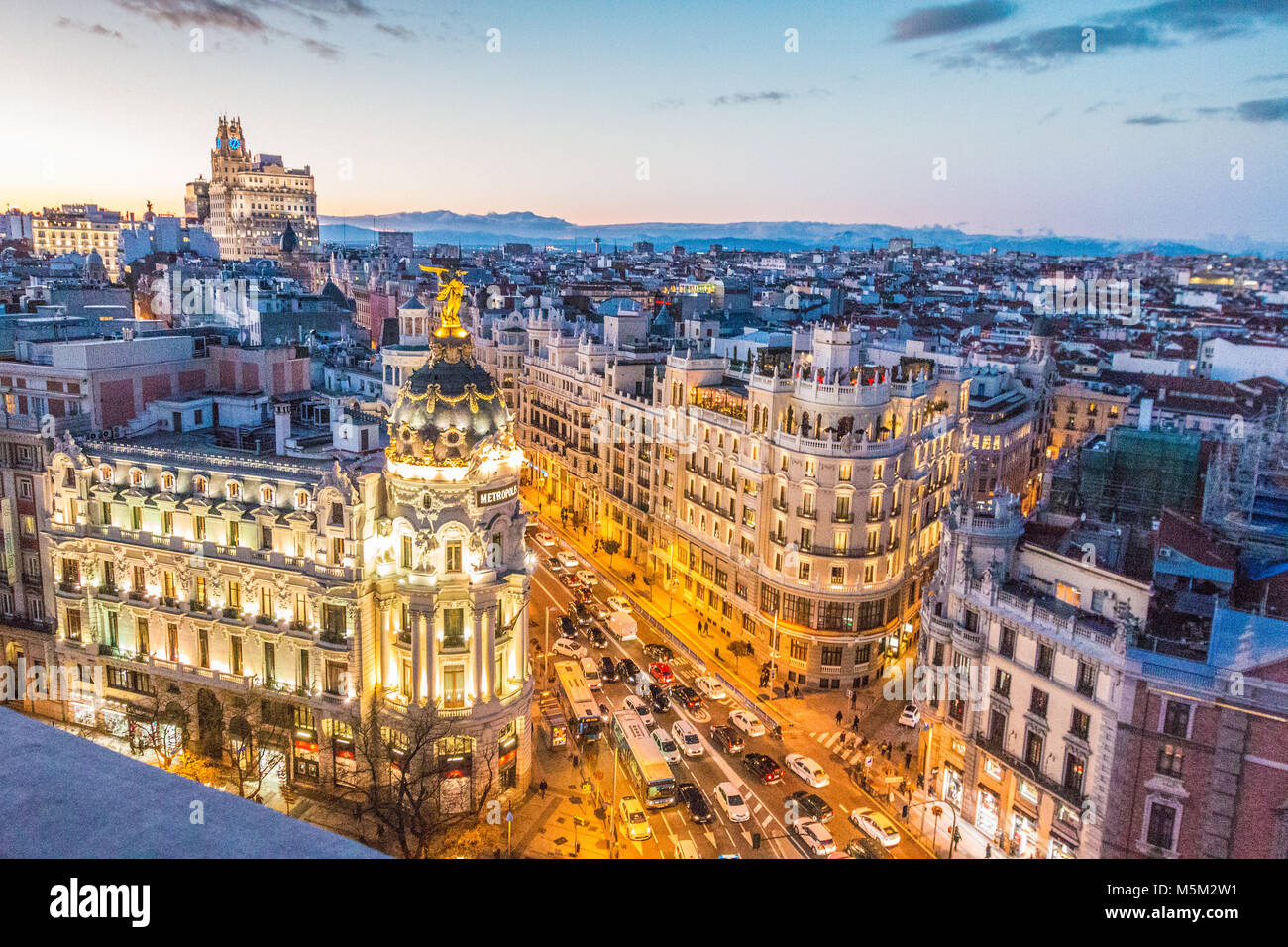 Madrid skyline hi-res stock photography and images - Alamy
