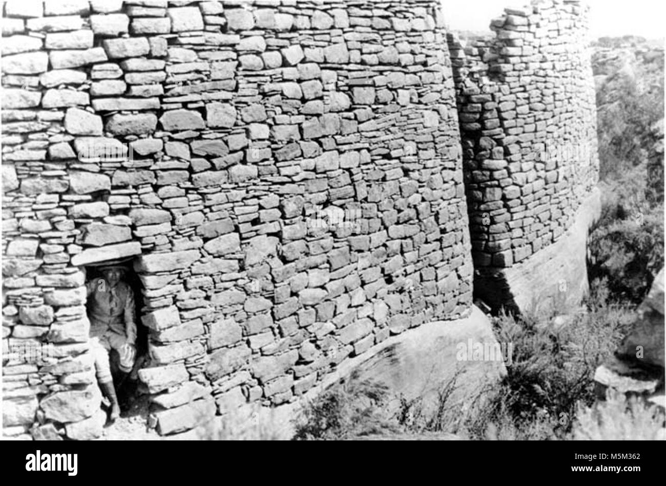Grand Canyon Historic- Reference Mary Colter c . MARY COLTER LOOKS OUT ...