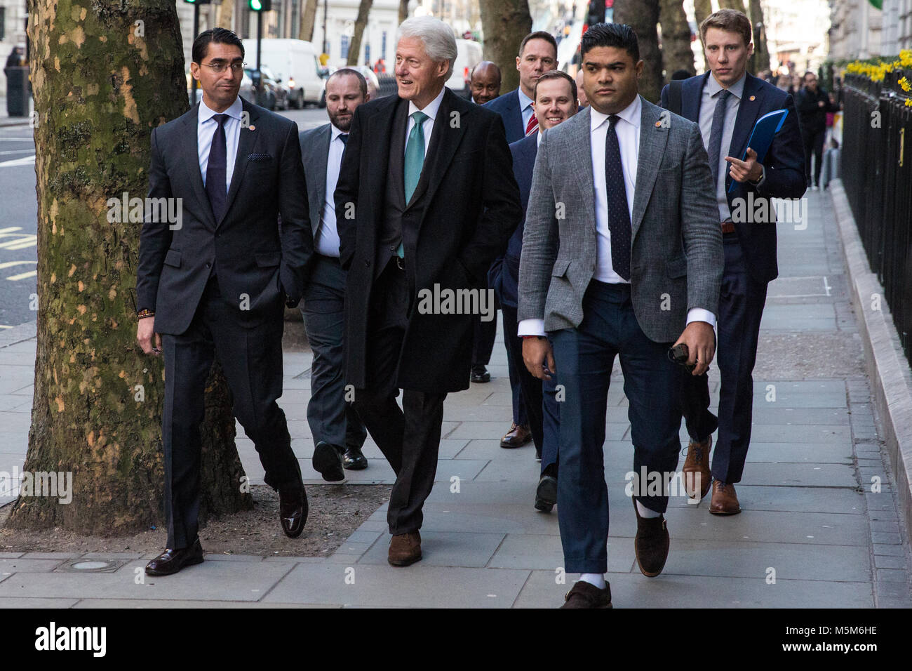 Secret service president clinton hi-res stock photography and images ...