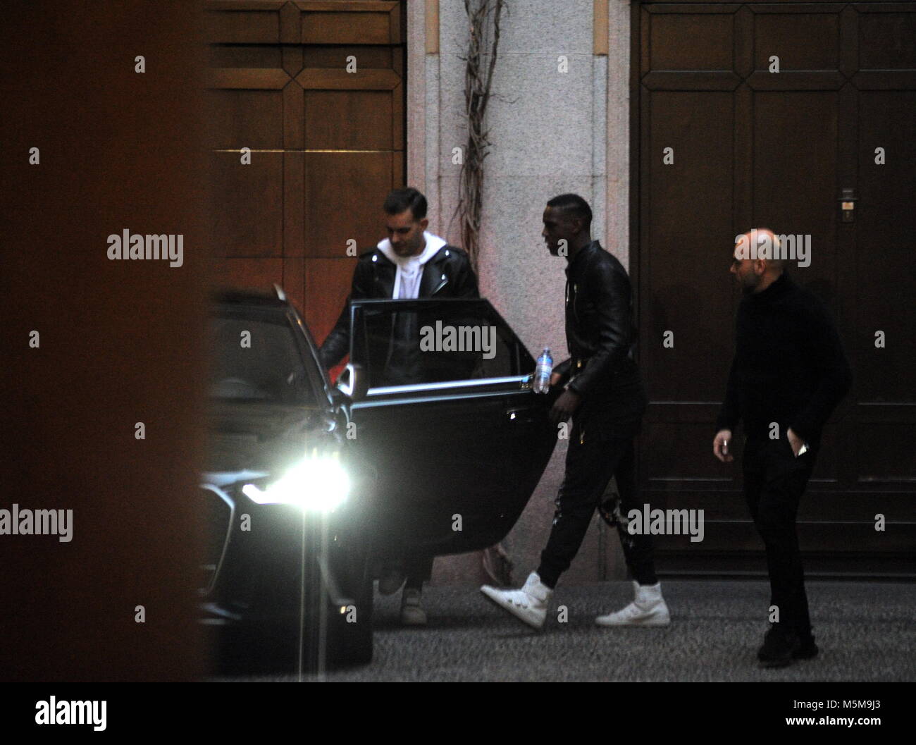 Milan, Mario Balotelli arrives downtown for shopping Mario Balotelli ...
