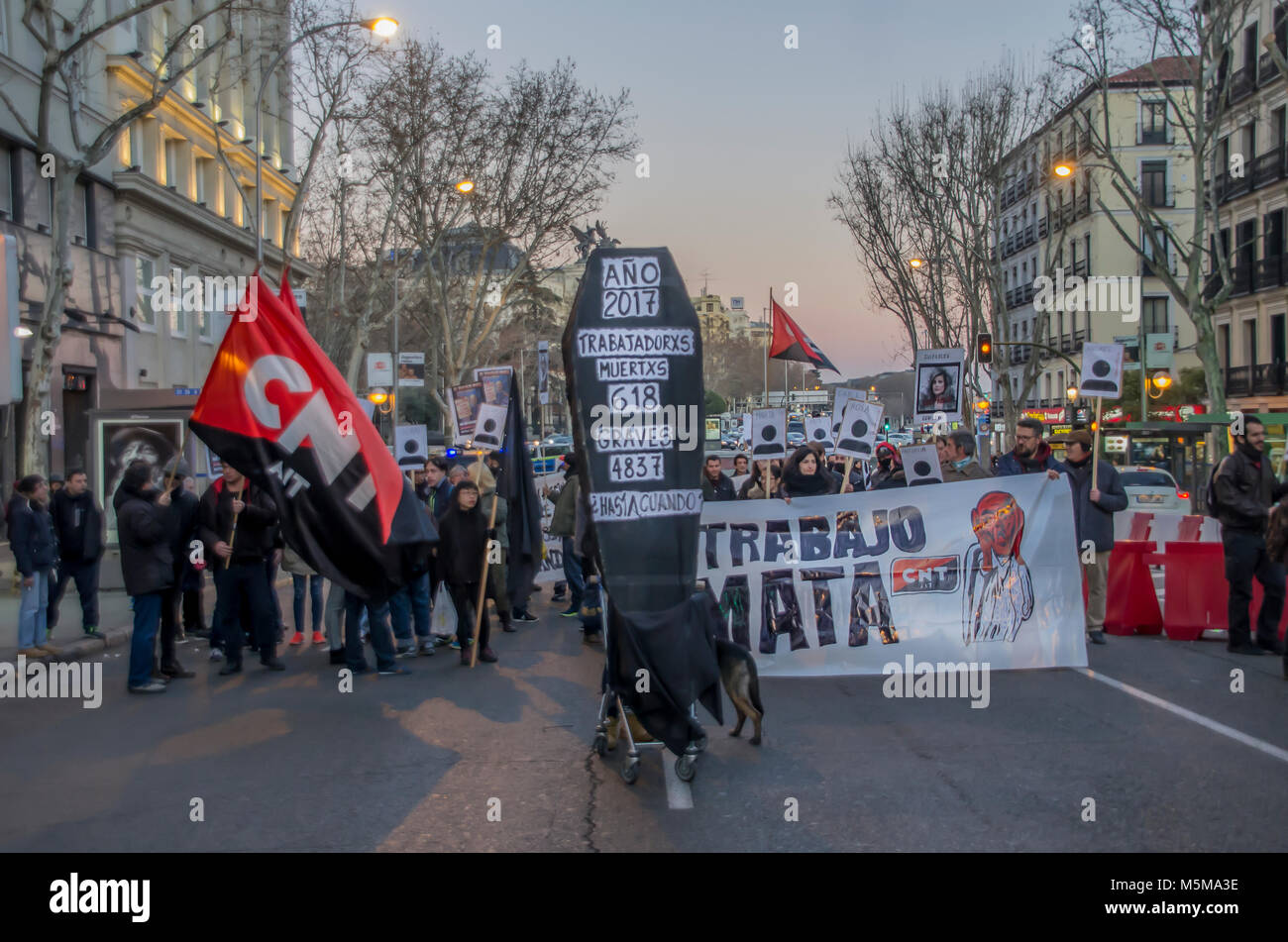 Unsafe working conditions protest hi-res stock photography and images ...