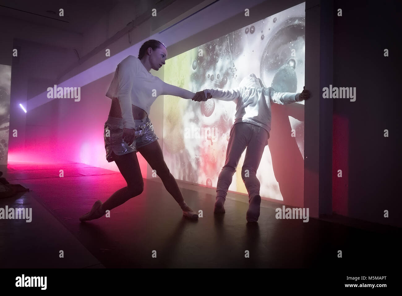 Samantha drew hi-res stock photography and images - Alamy