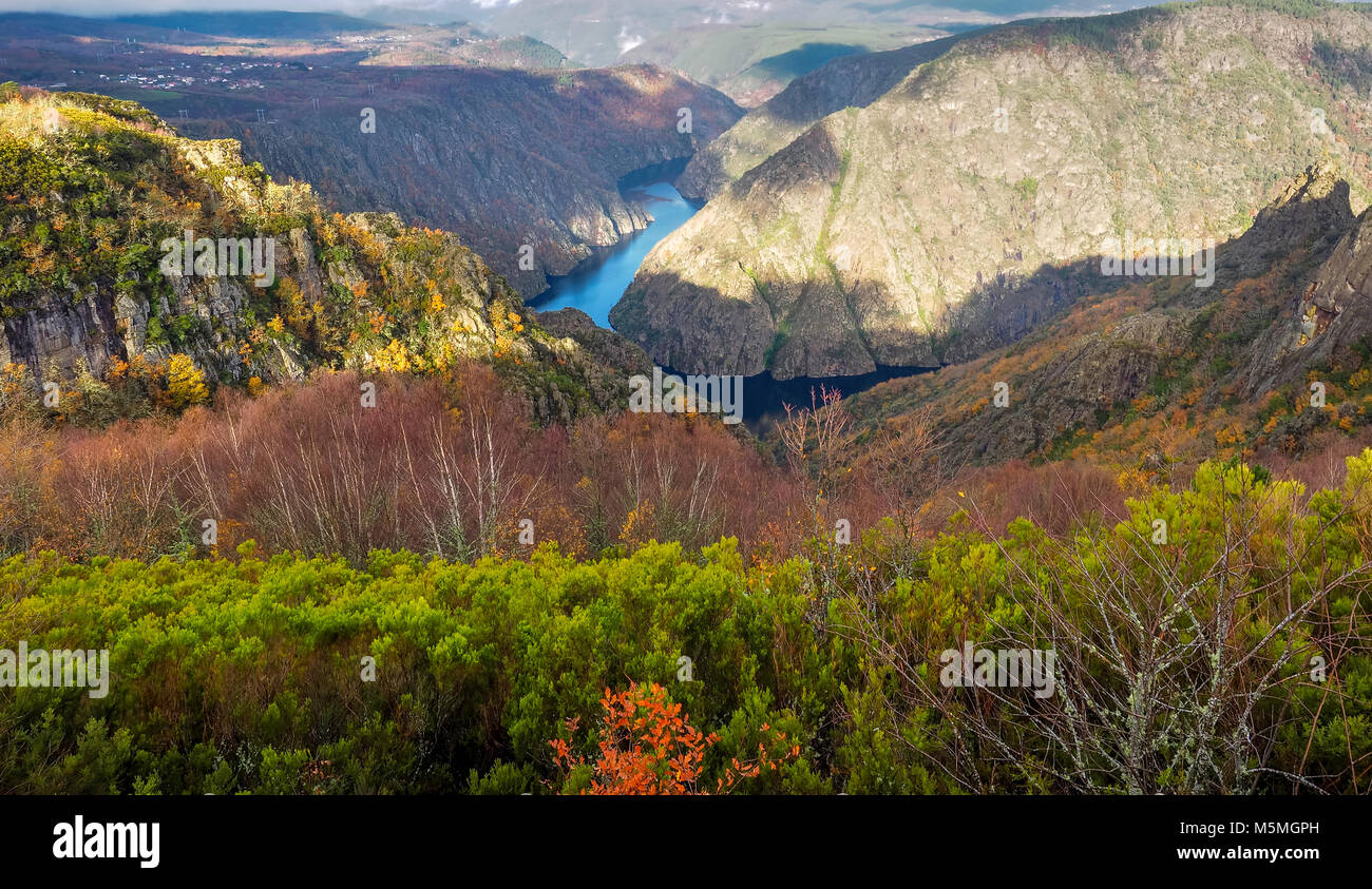 Sil river canyon in the Ribeira Sacra, Ourense. Spain Stock Photo - Alamy