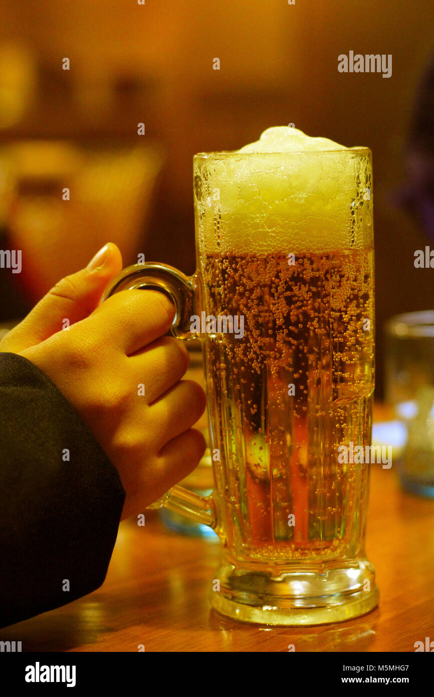 Hand tapped hi-res stock photography and images - Alamy