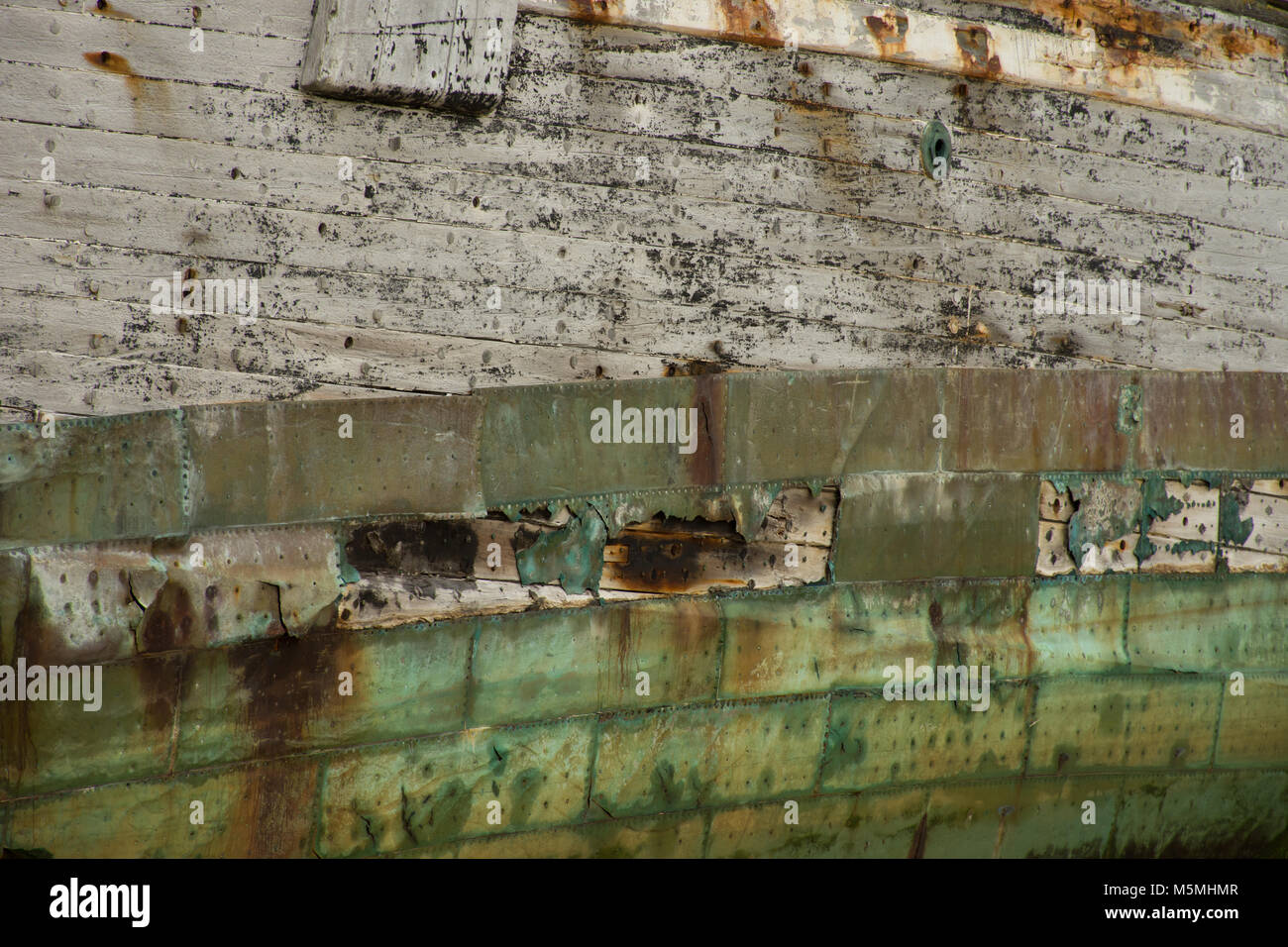 Rust texture on boat hull hi-res stock photography and images - Alamy
