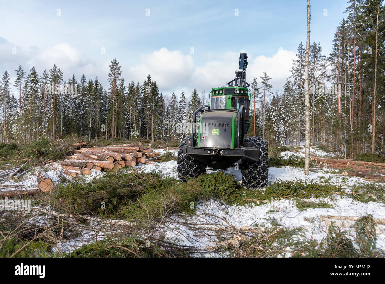 Timber harvesters hi-res stock photography and images - Alamy