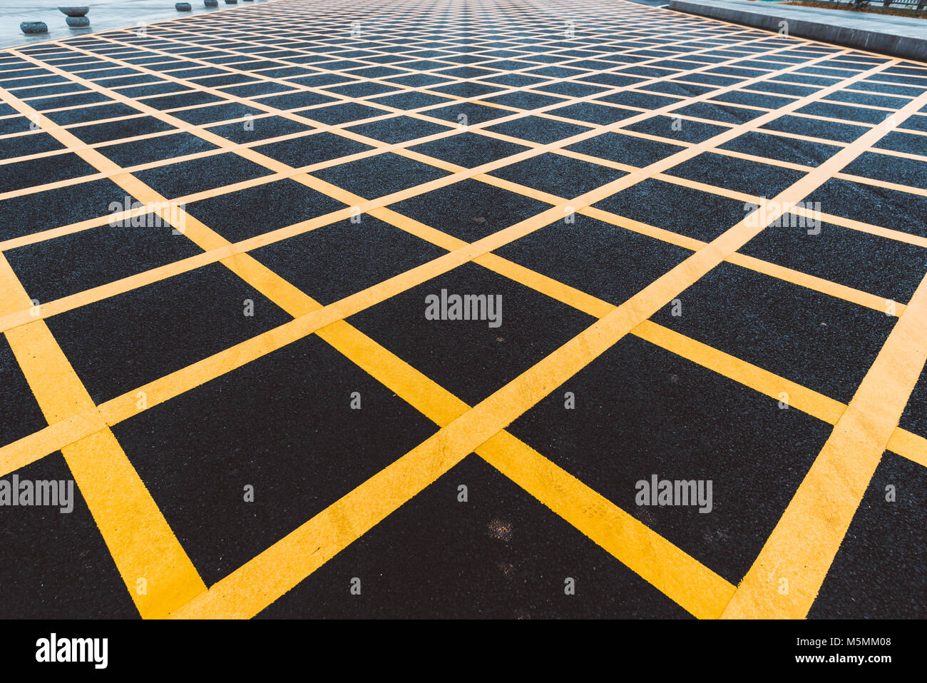 Dashed Line High Resolution Stock Photography and Images - Alamy