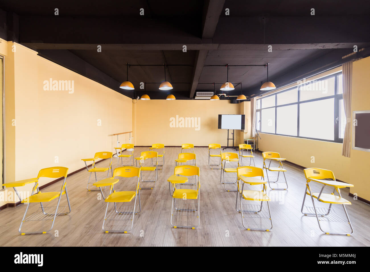 Classroom television hi-res stock photography and images - Alamy