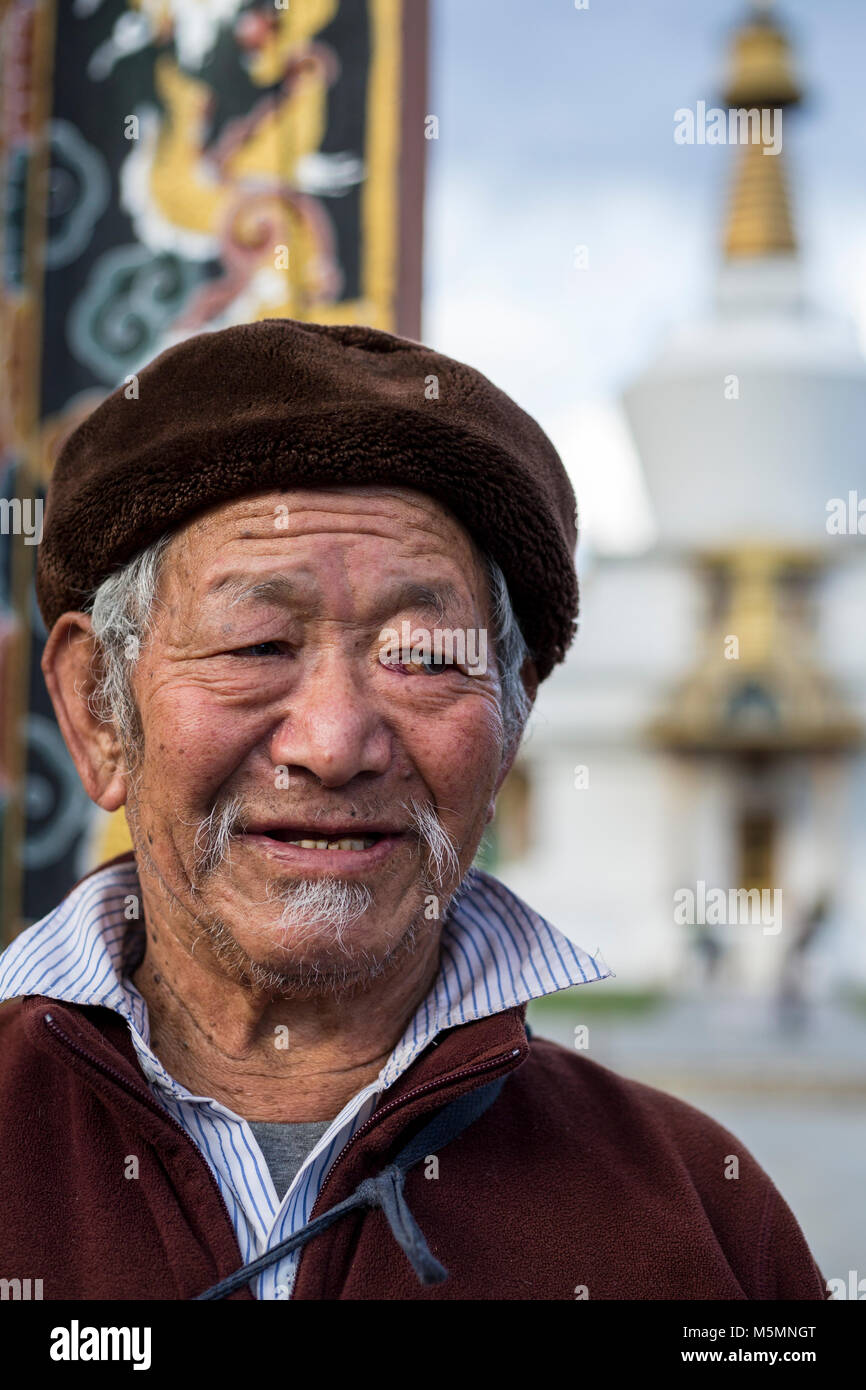Bhutan thimphu bhutanese man hi-res stock photography and images - Alamy