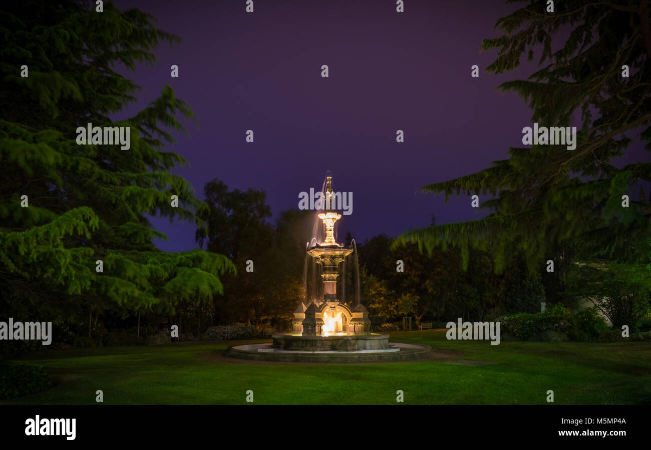 Hitchman memorial fountain hi-res stock photography and images - Alamy