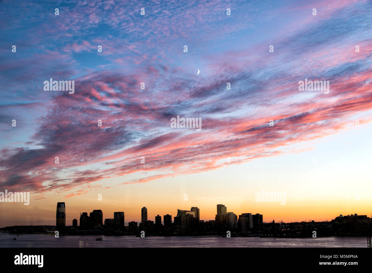 A rare view of downtown NYC skyline Stock Photo - Alamy