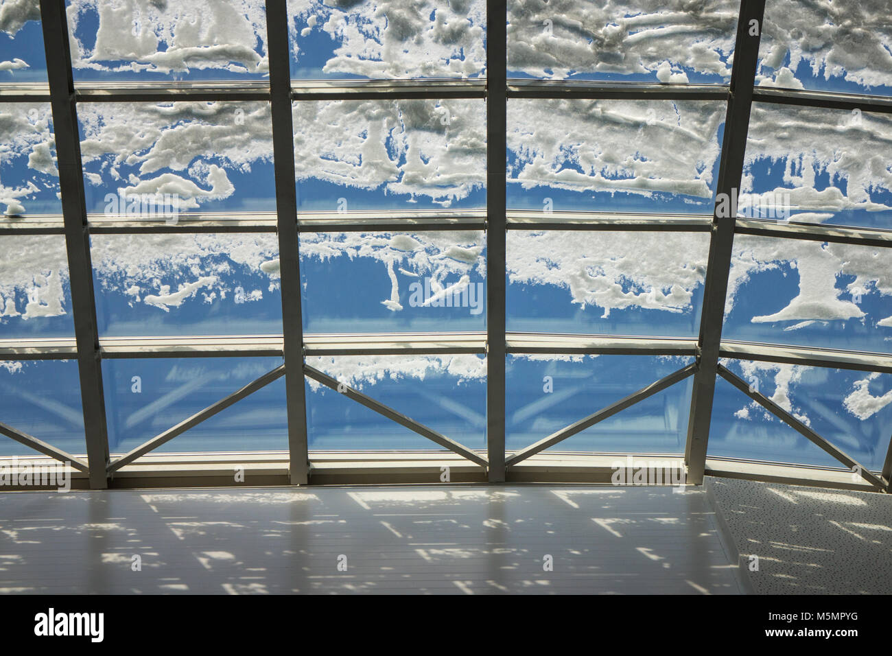 winter Snow patterns on the window Stock Photo - Alamy