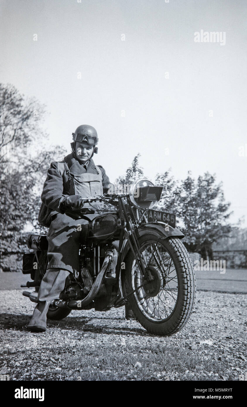 1930s motorbike hi-res stock photography and images - Alamy