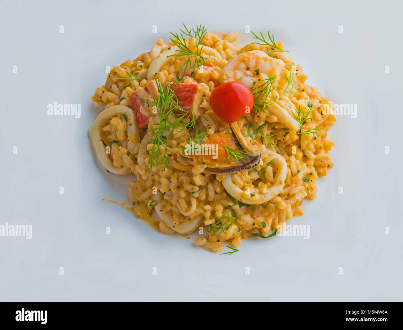 Black risotto seafood hi-res stock photography and images - Alamy