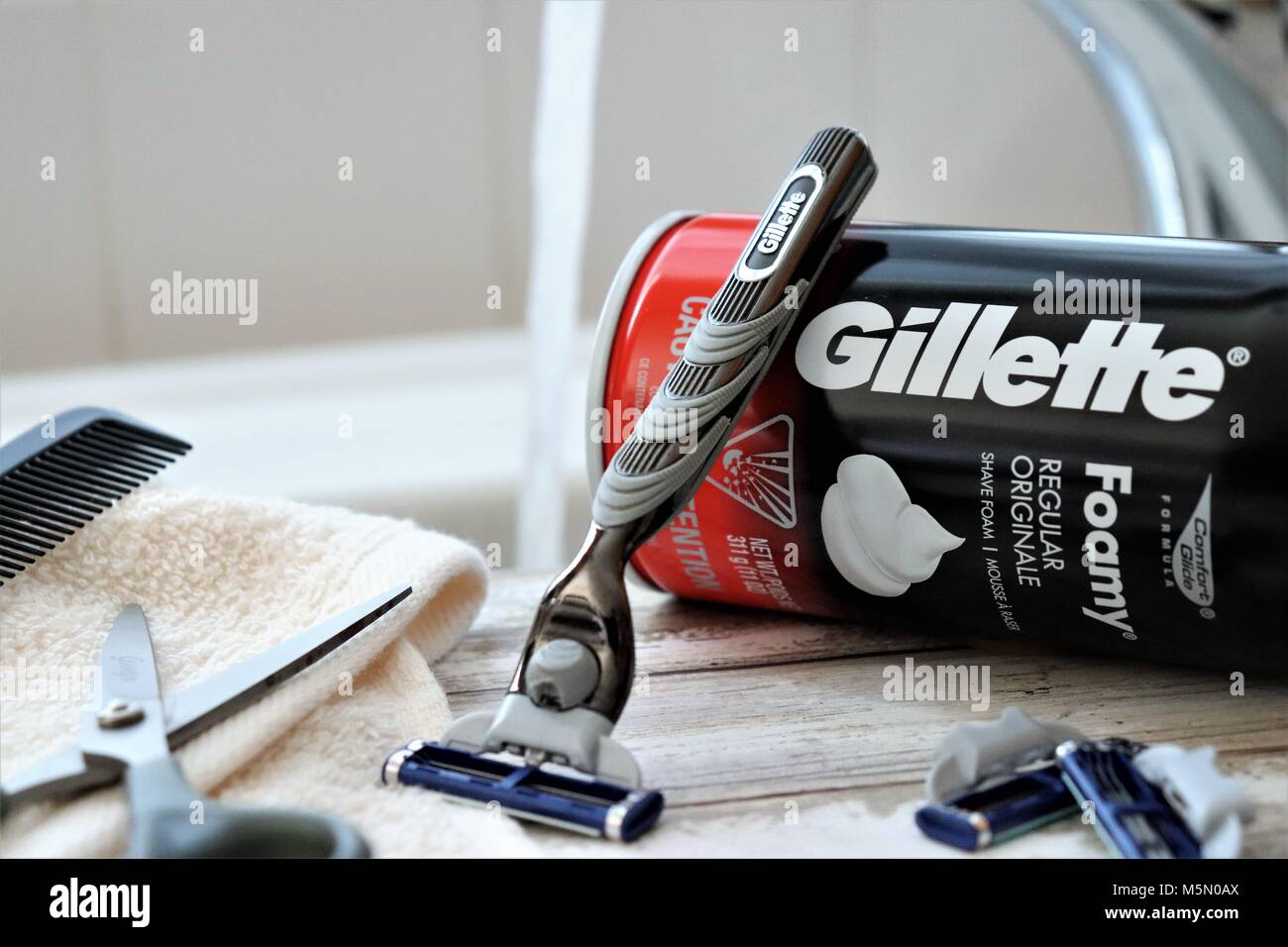 Gillette hi-res stock photography and images - Alamy
