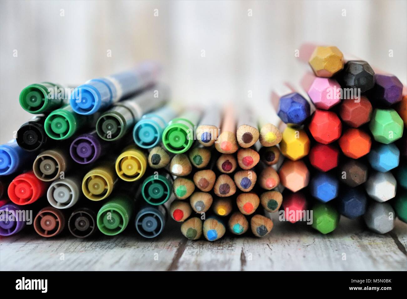Multi colored markers hi-res stock photography and images - Alamy