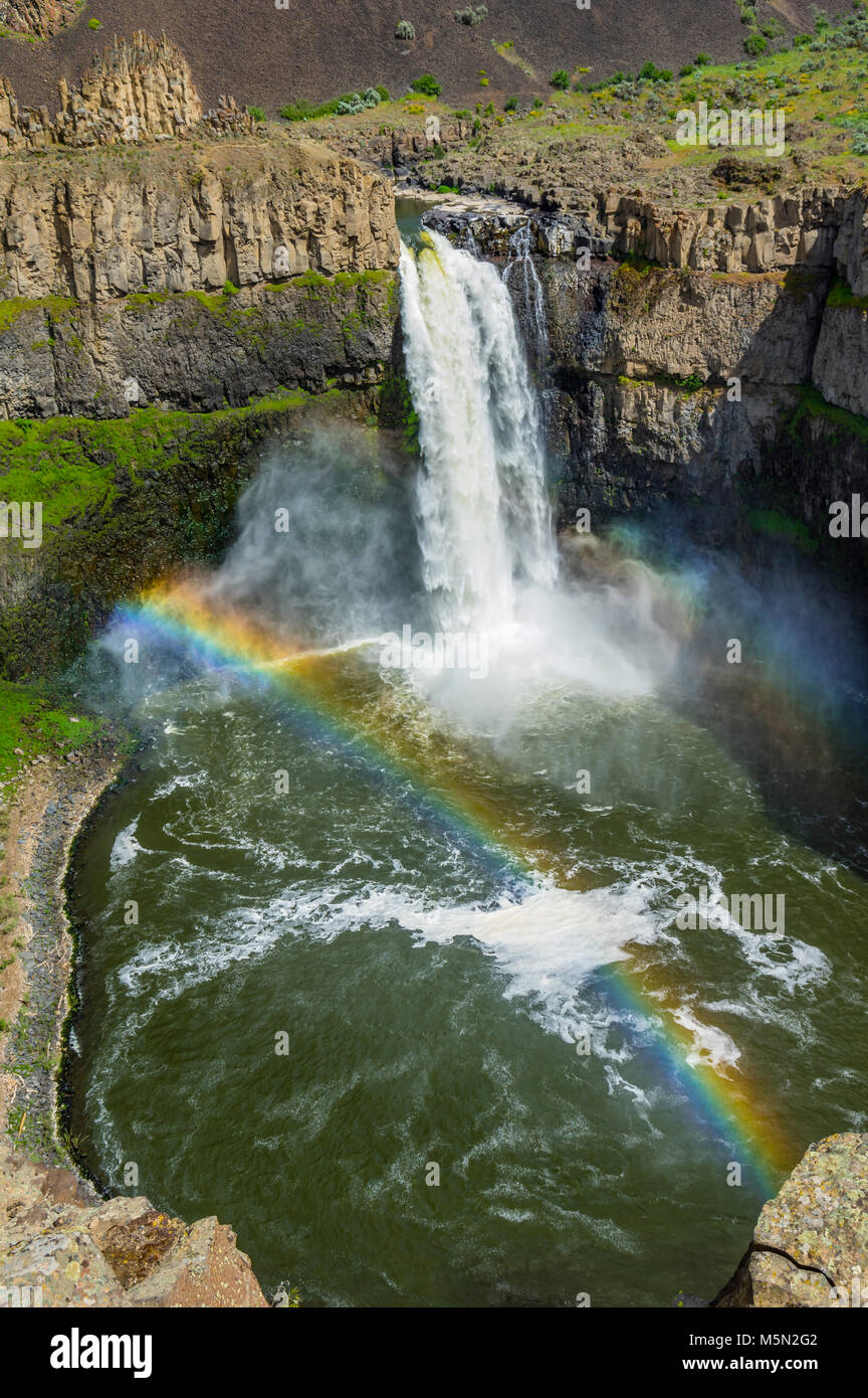 Palouse Falls is on the Palouse River about 4 miles upstream from its ...