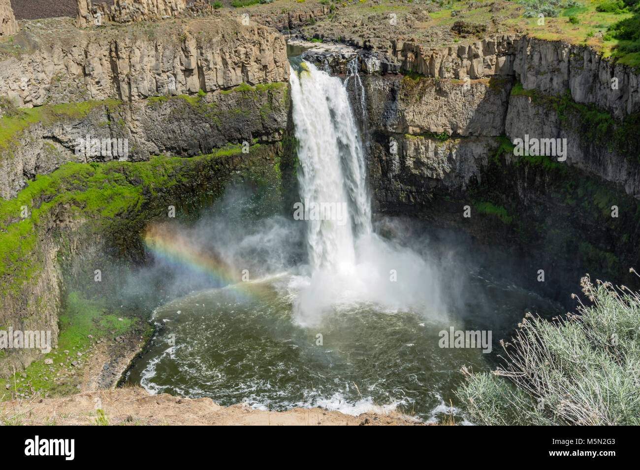Palouse Falls is on the Palouse River about 4 miles upstream from its ...