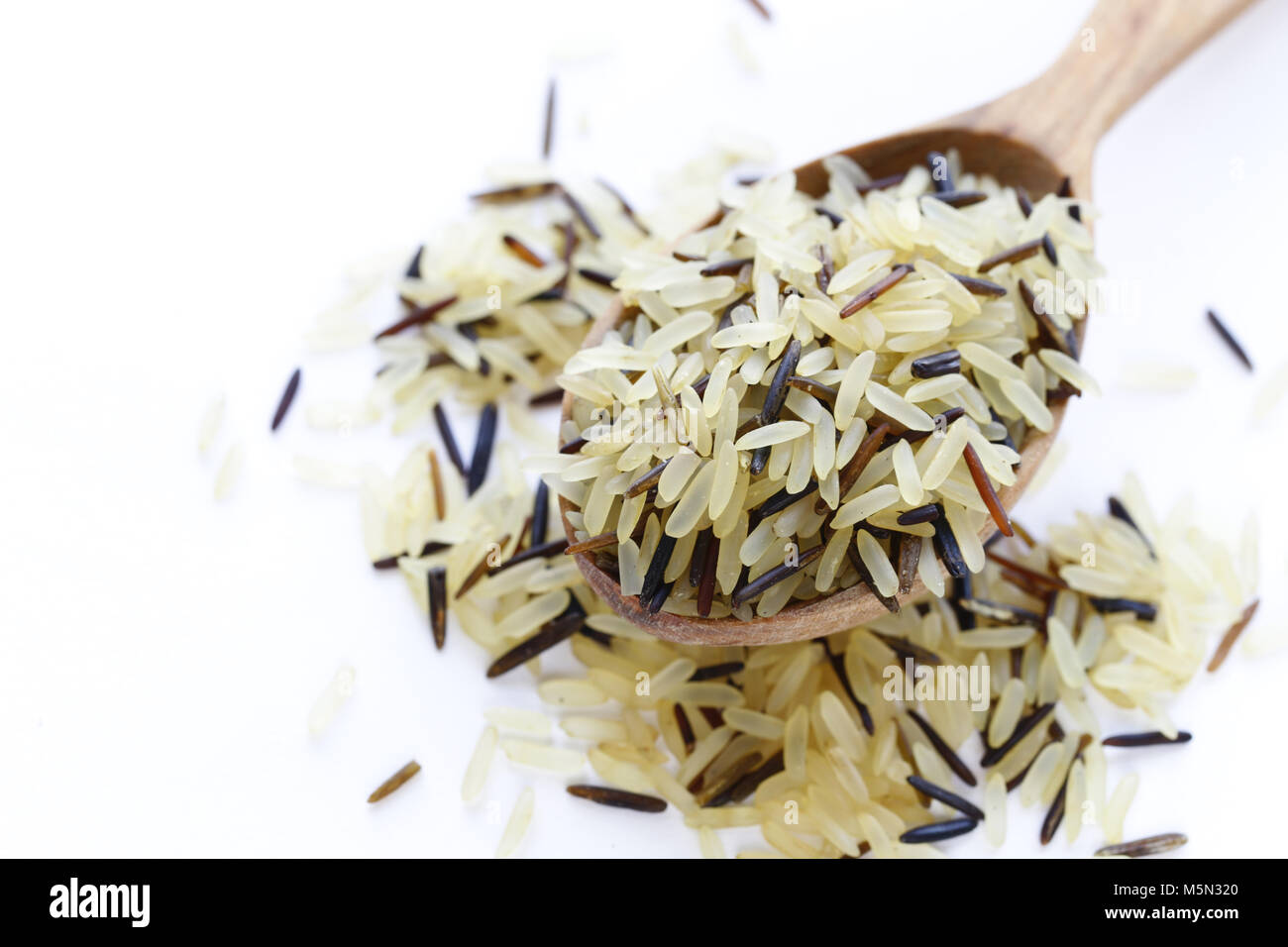 mix of white and black (wild) rice for healthy food Stock Photo - Alamy