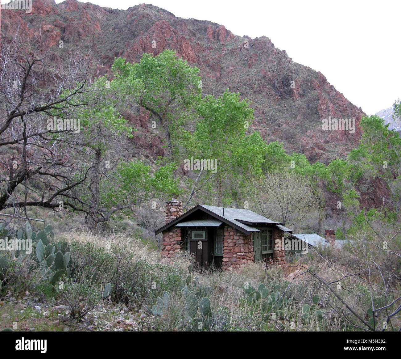 Grand canyon phantom ranch cabins hi-res stock photography and images ...