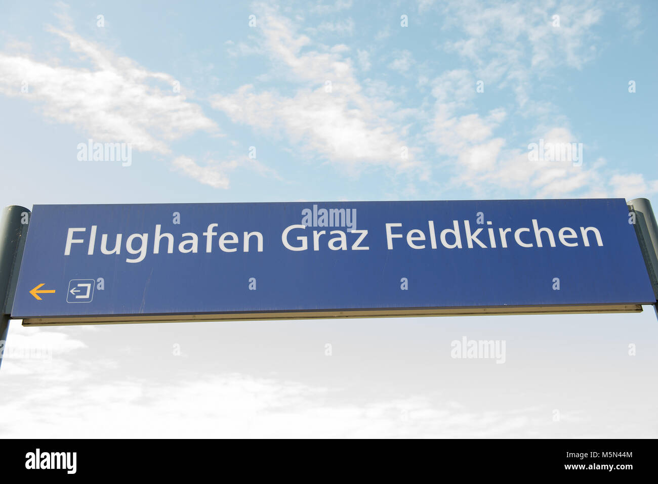 Train station sign hi-res stock photography and images - Alamy