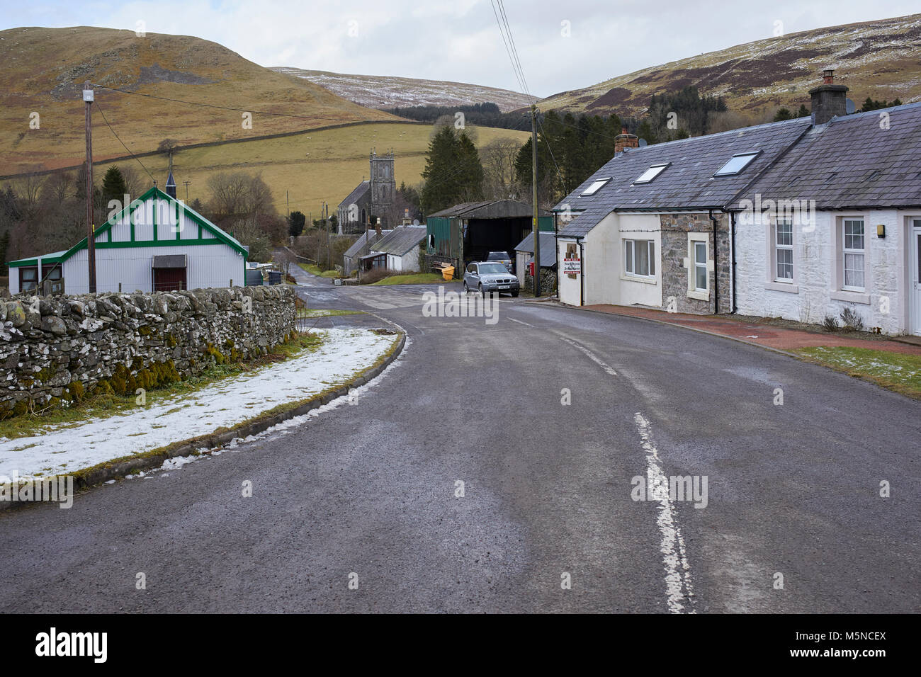 Looking North through Bentpath from the Junction with the B709 ...