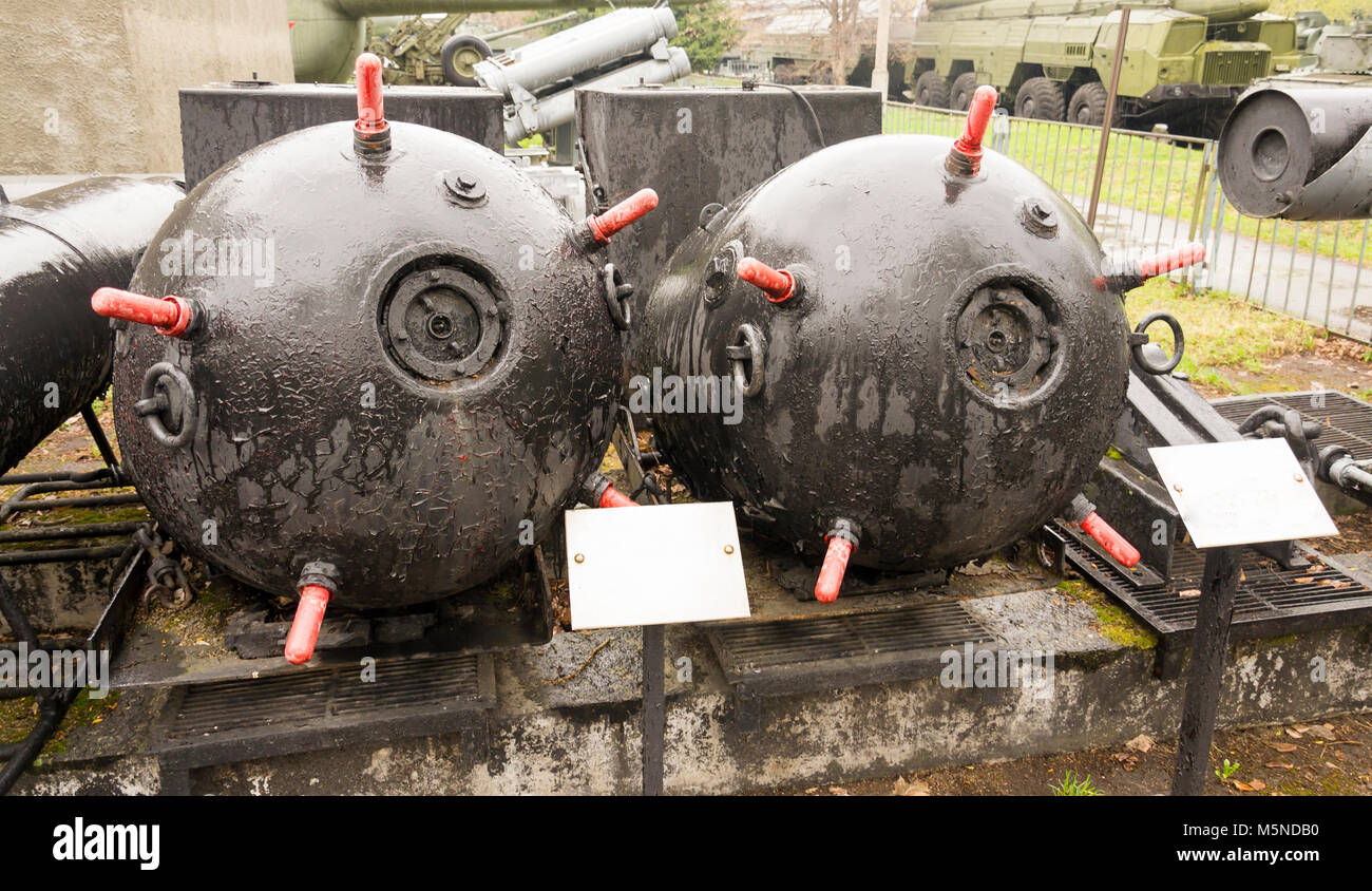 Ww2 sea mines hi-res stock photography and images - Alamy