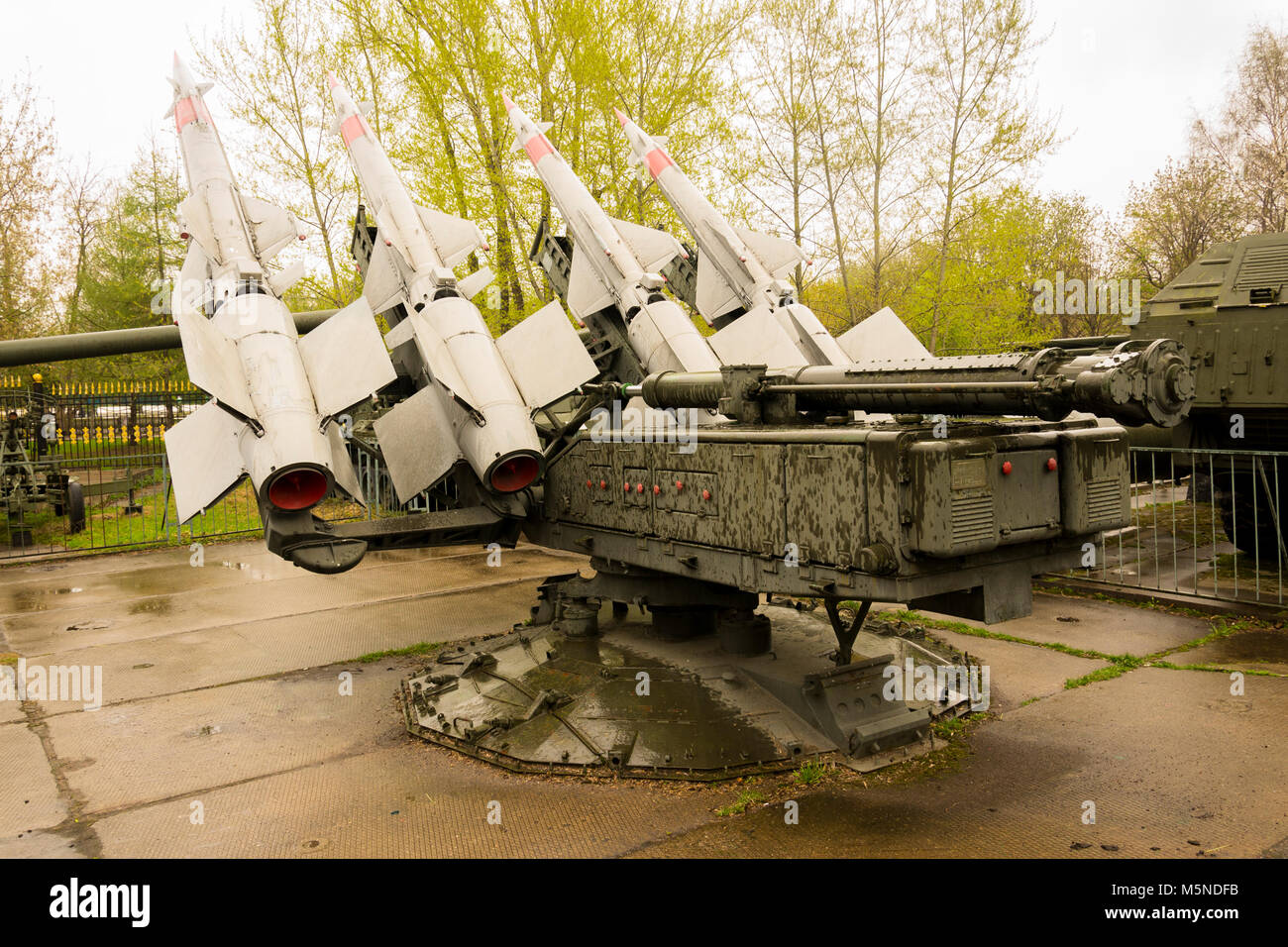 Ww2 russia moscow gun hi-res stock photography and images - Alamy
