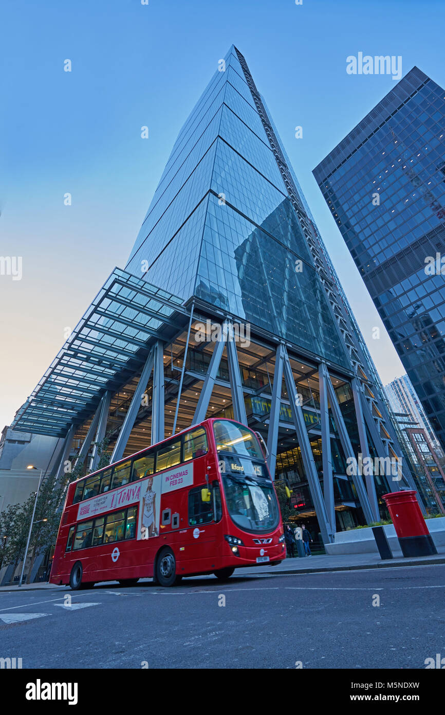 The cheesegrater building city of london Stock Photo - Alamy