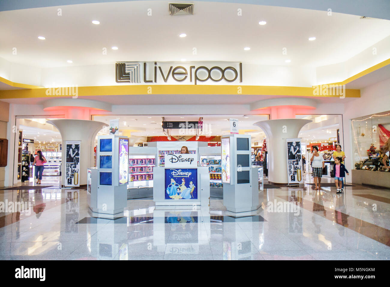 Liverpool Department Store Stock Photos & Liverpool Department Store ...