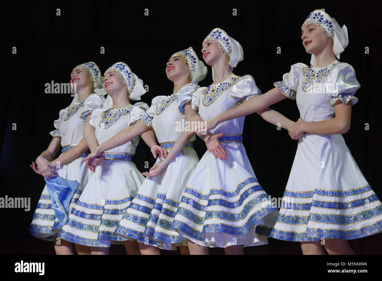 Russia girl dance hi-res stock photography and images - Alamy