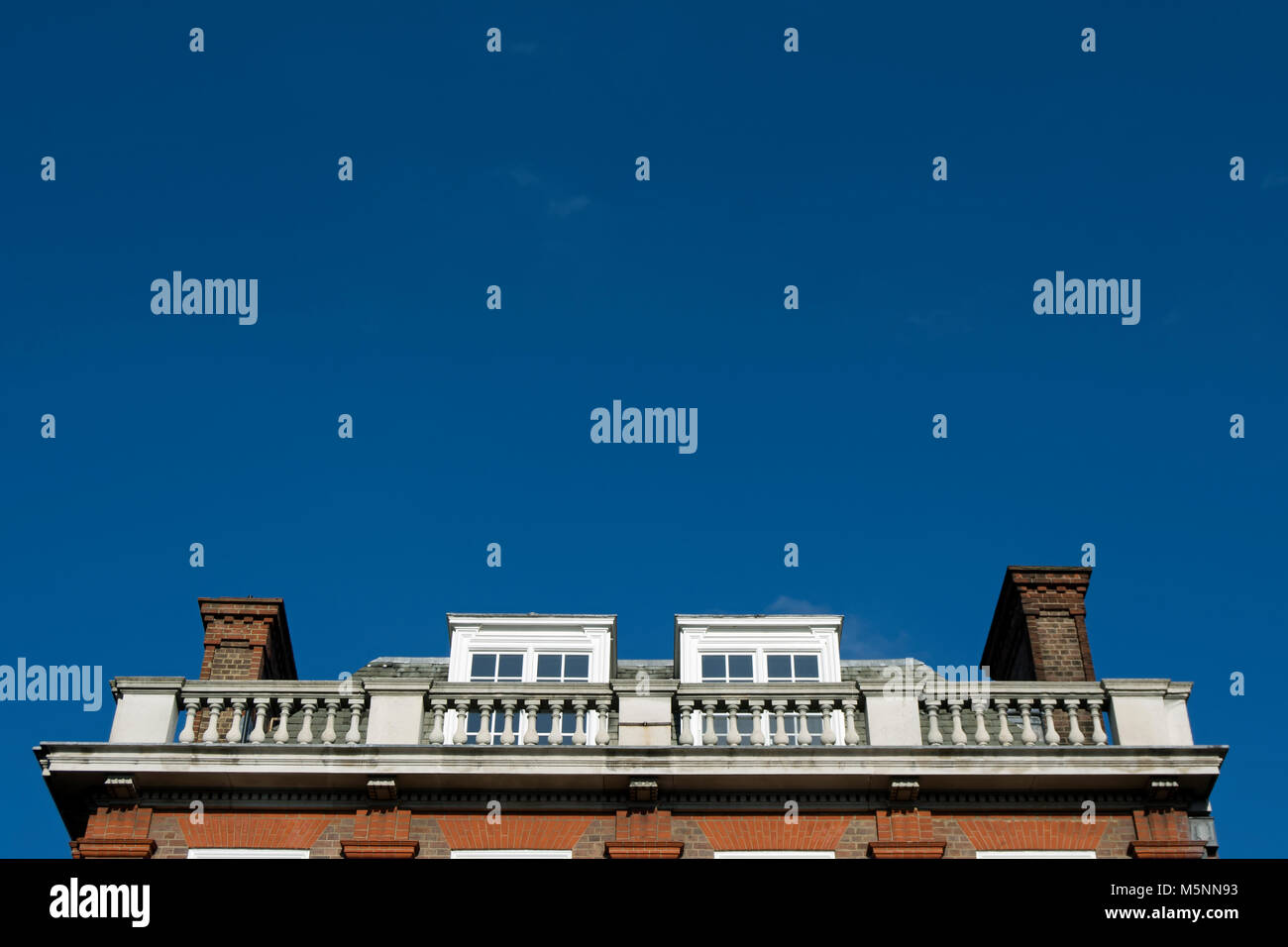 Regency roof hi-res stock photography and images - Alamy