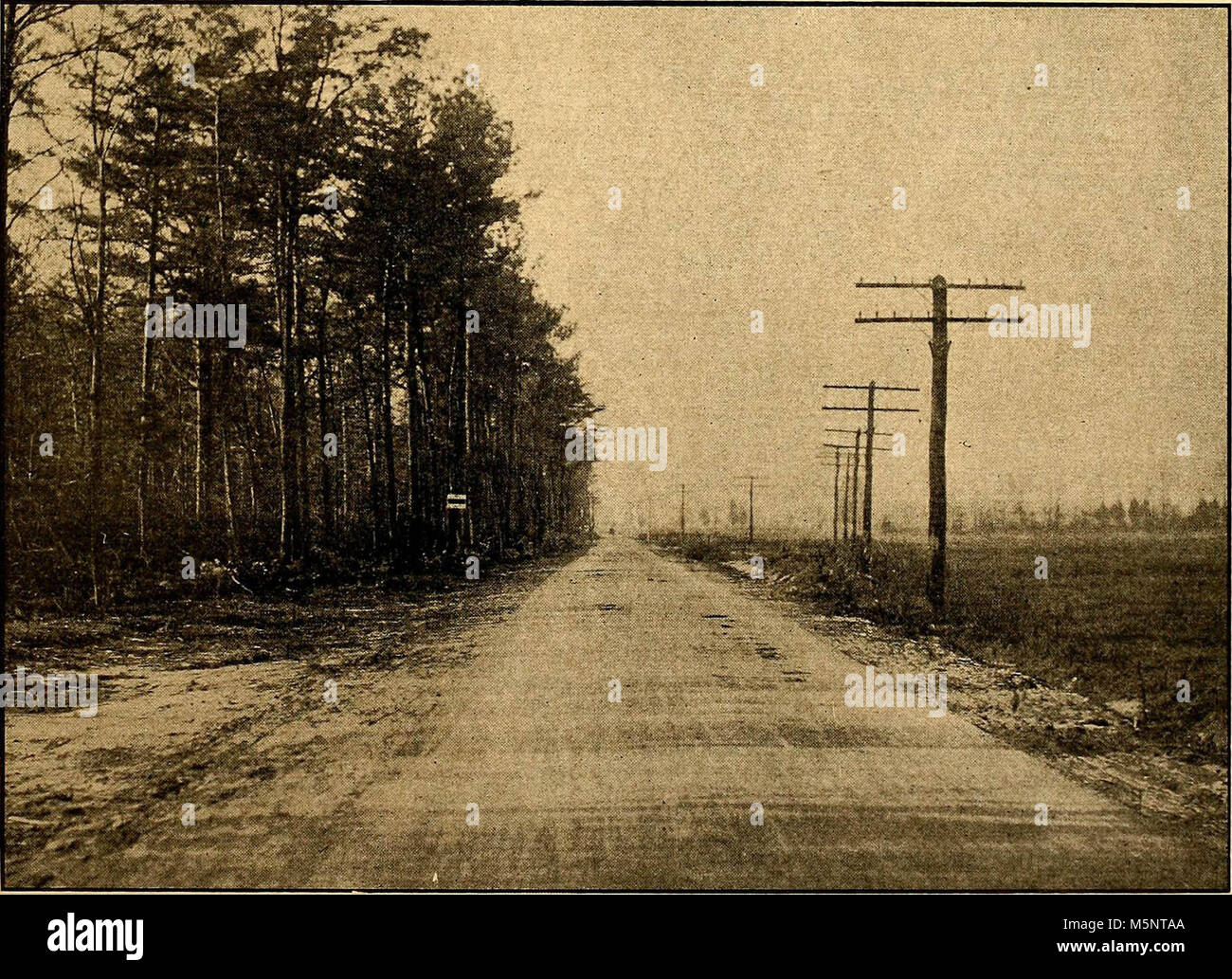 "Southern good roads" (1910 Stock Photo - Alamy