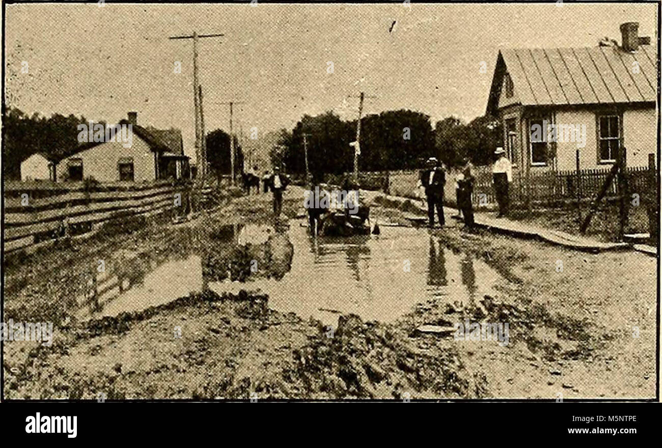 "Southern good roads" (1910 Stock Photo - Alamy