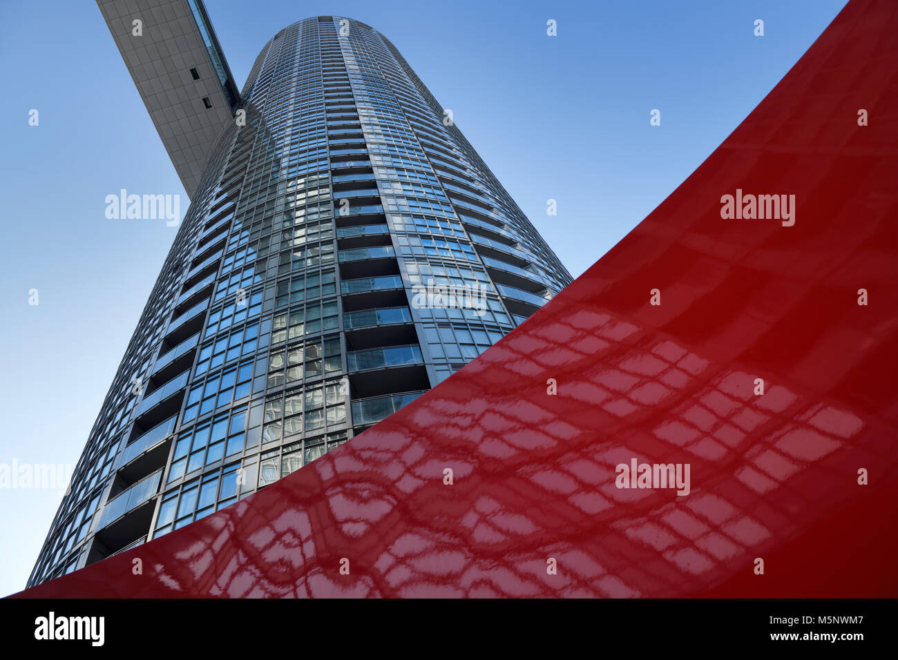 Skybridge hi-res stock photography and images - Alamy
