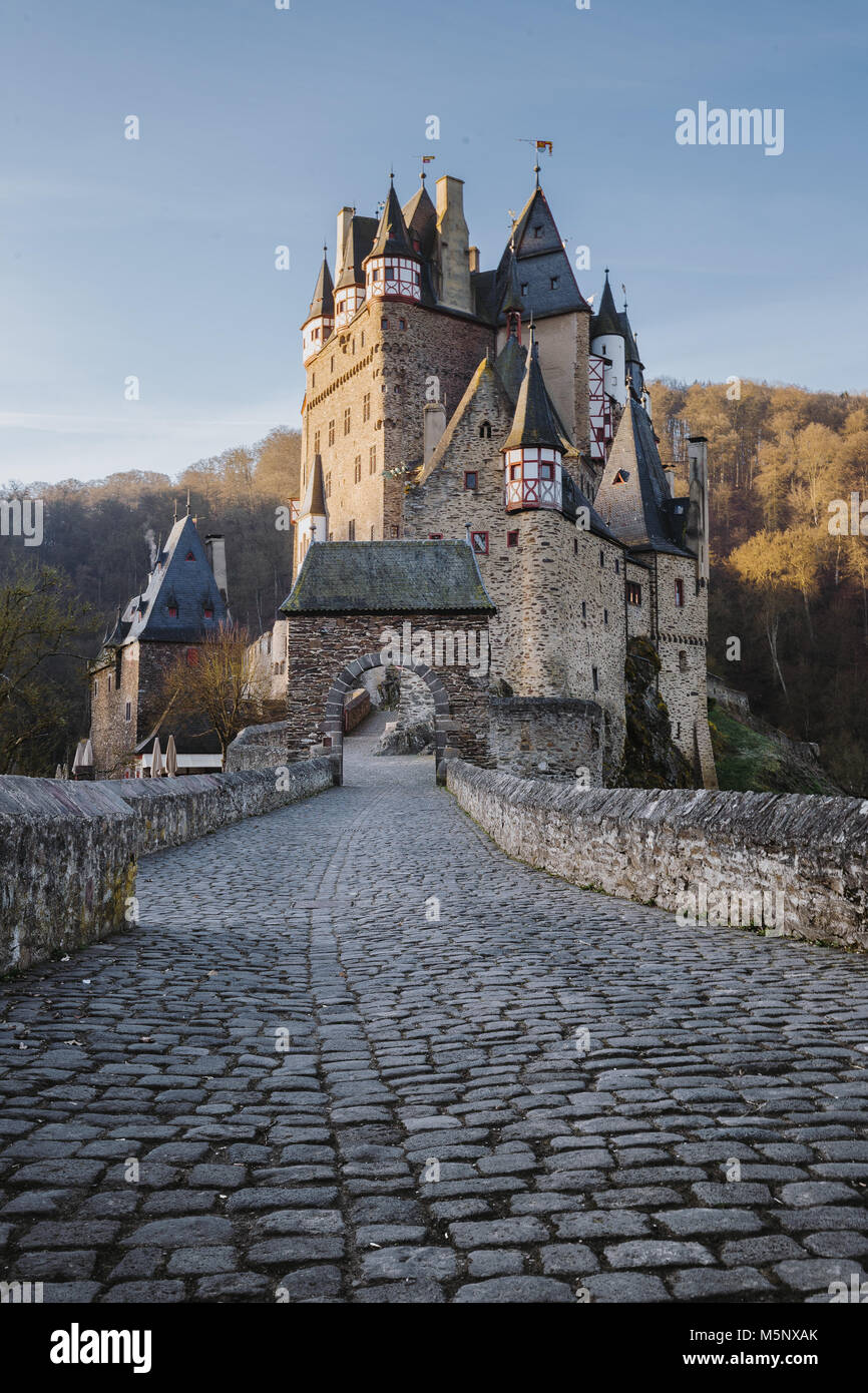 Eltz castle hi-res stock photography and images - Alamy
