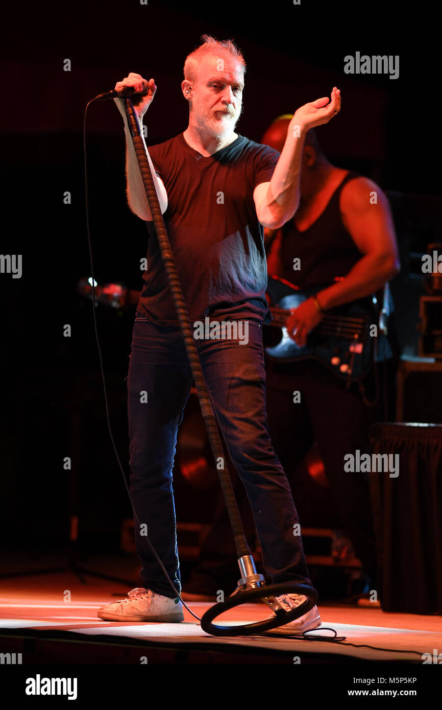 The spin doctors hi-res stock photography and images - Alamy