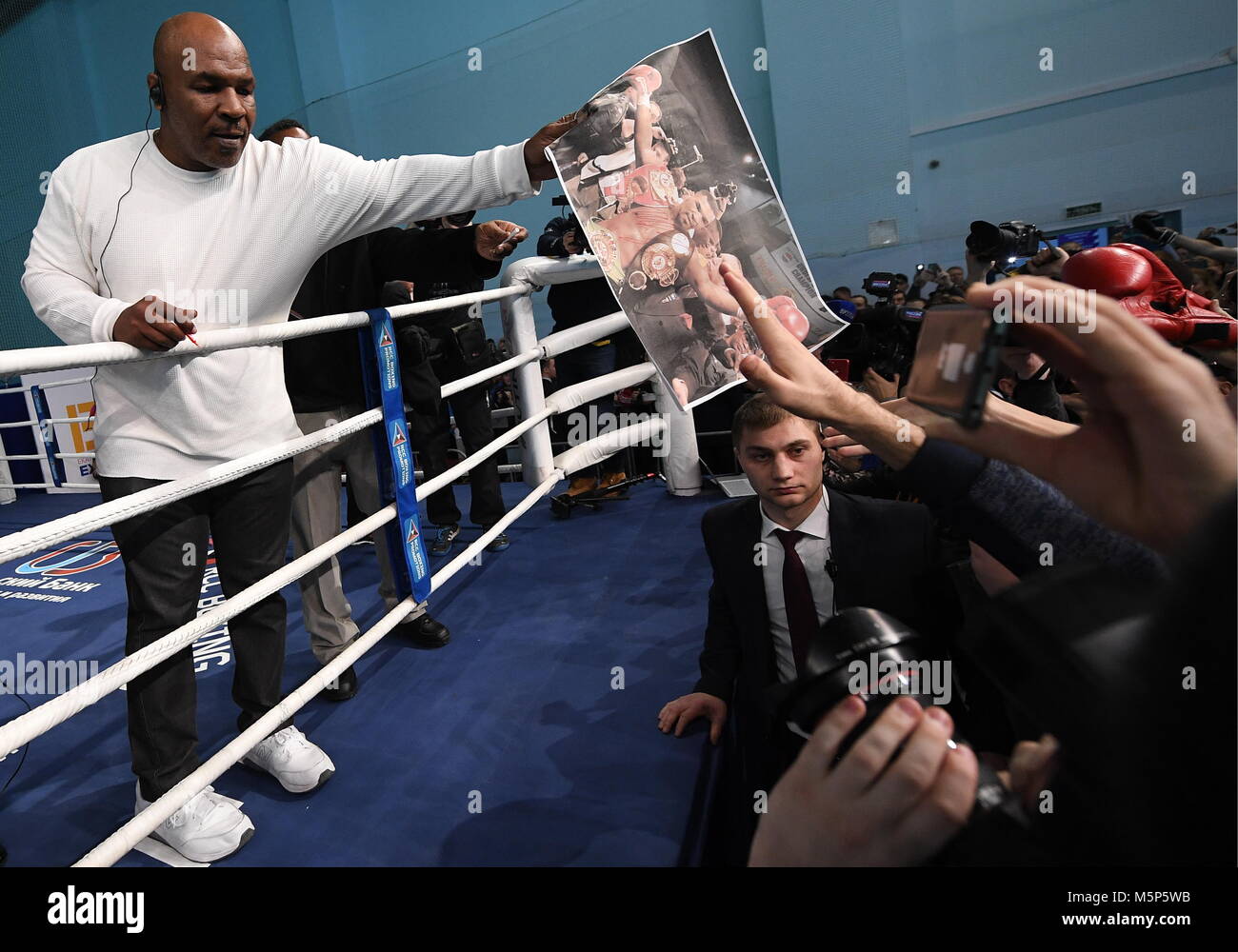American Boxer Mike Tyson During High Resolution Stock Photography and ...