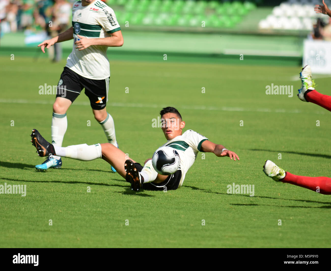 Curitiba, Brazil. 25th Feb, 2018. Vitor Carvalho during Coritiba PR x ...