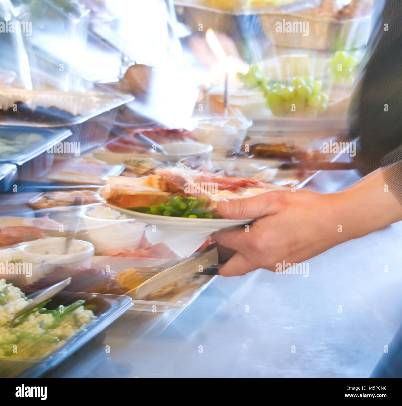 Self service restaurant hi-res stock photography and images - Alamy