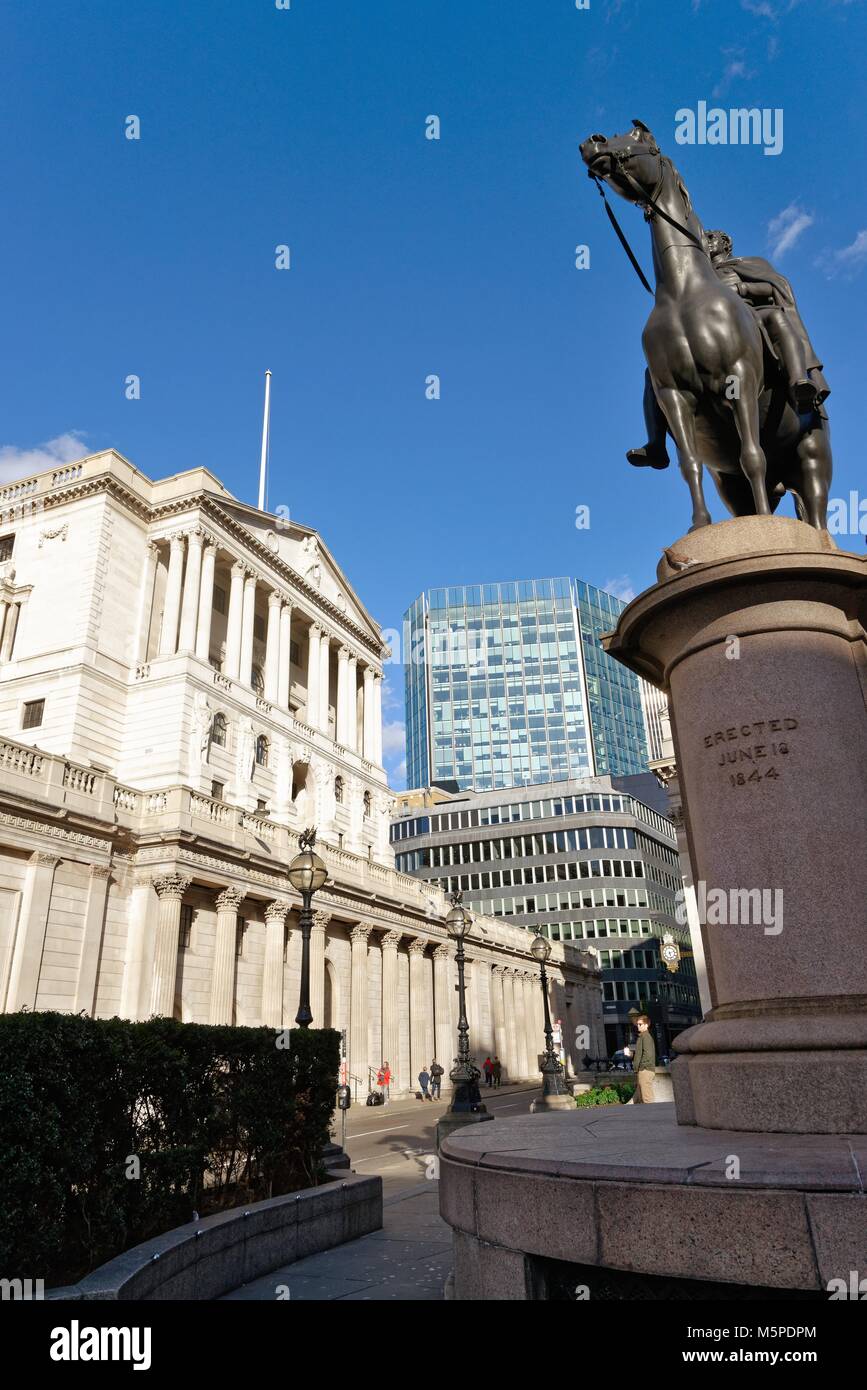 Exterior of The Bank of England Threadneedle Street City of London ...
