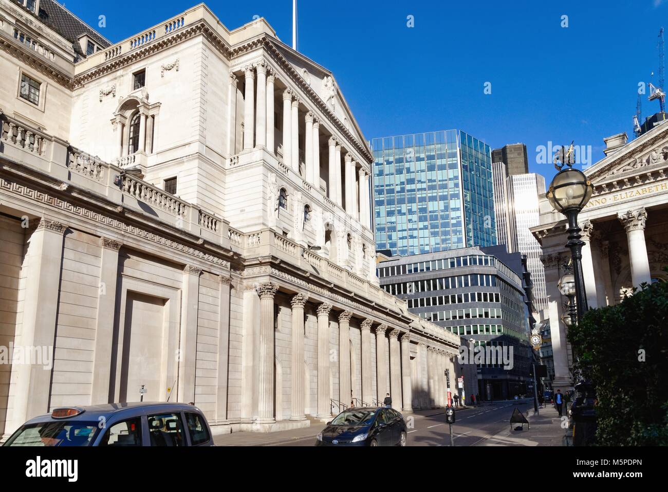 Exterior of The Bank of England Threadneedle Street City of London ...