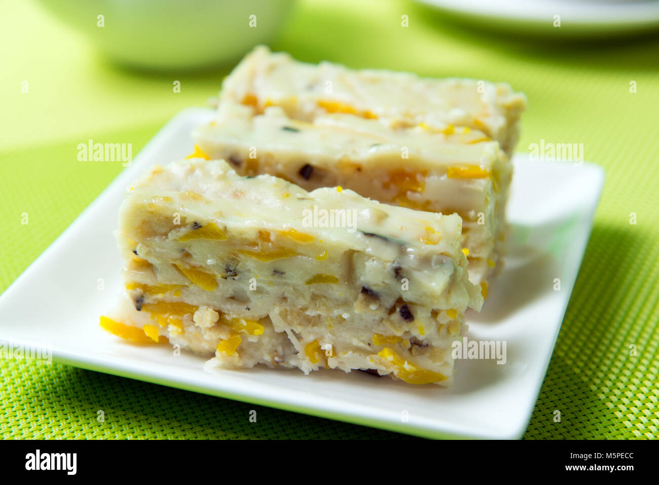 Traditional chinese cake hi-res stock photography and images - Alamy