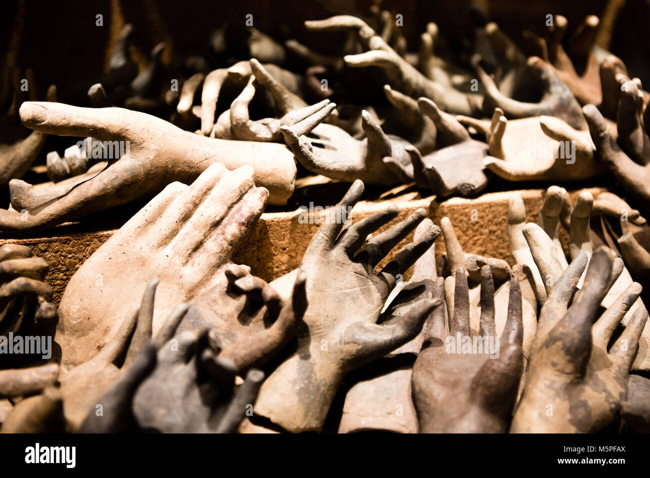 Collection of hands from statues Stock Photo - Alamy