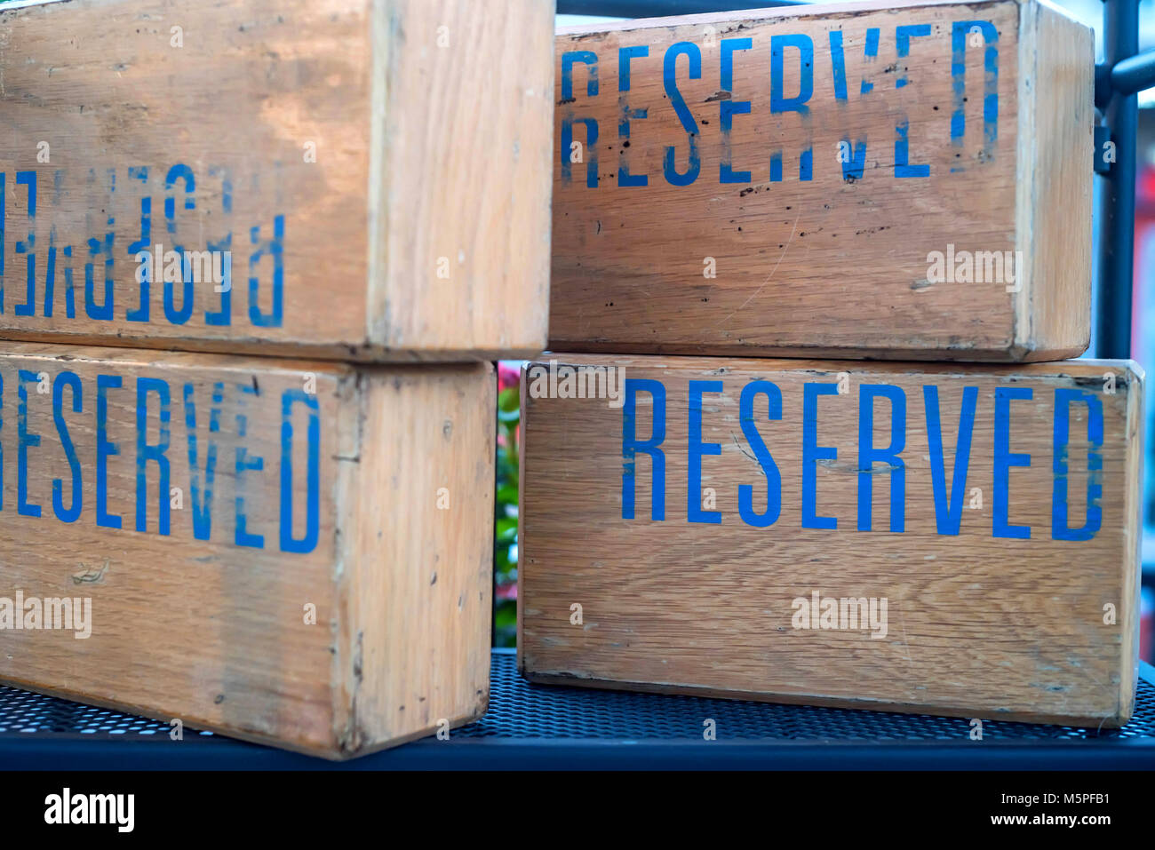 Reserved signs in restaurant Stock Photo - Alamy