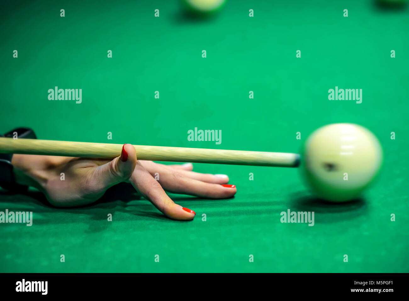 Cue pooltable hi-res stock photography and images - Alamy