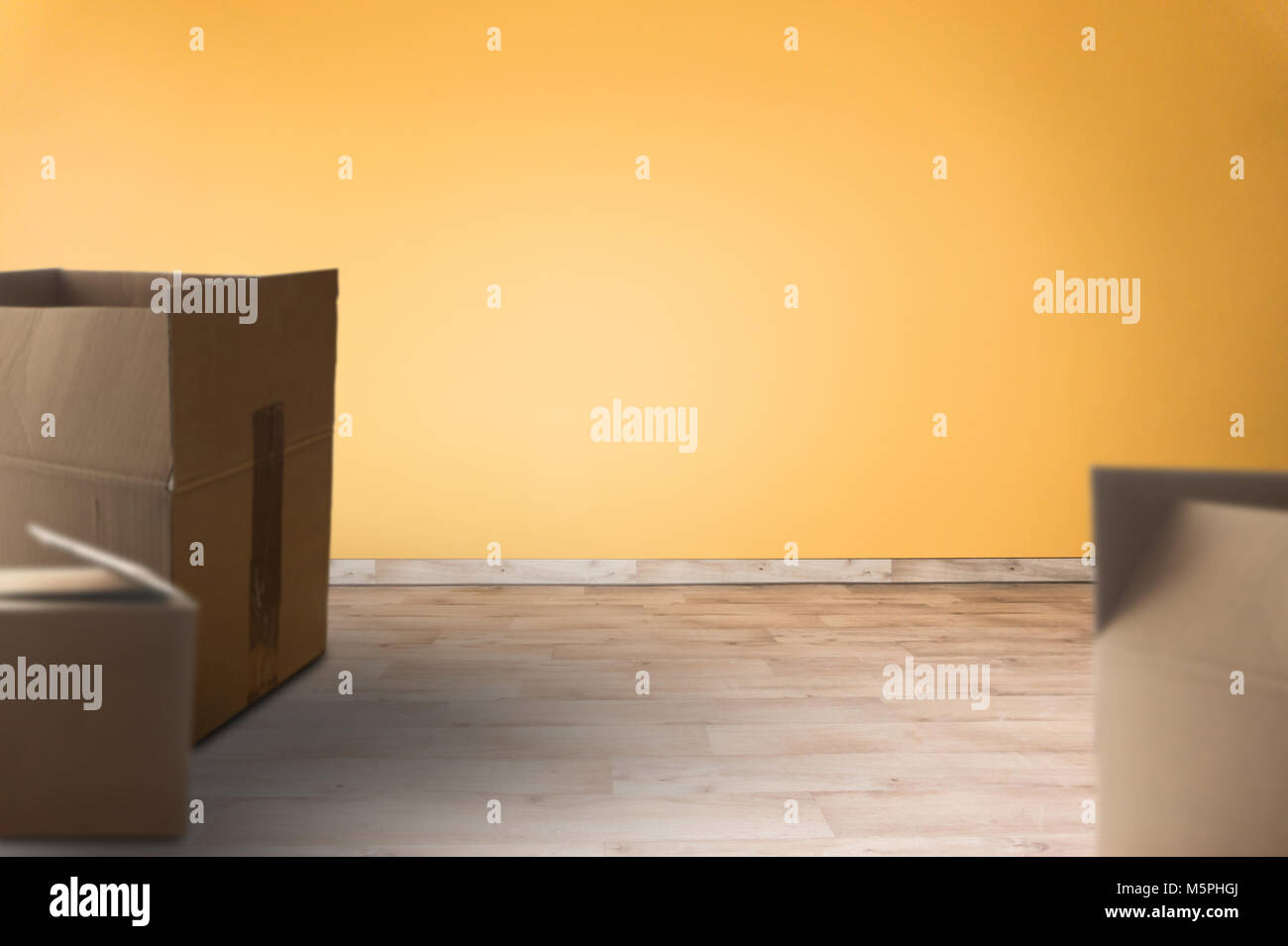open cartons in an empty room Stock Photo - Alamy