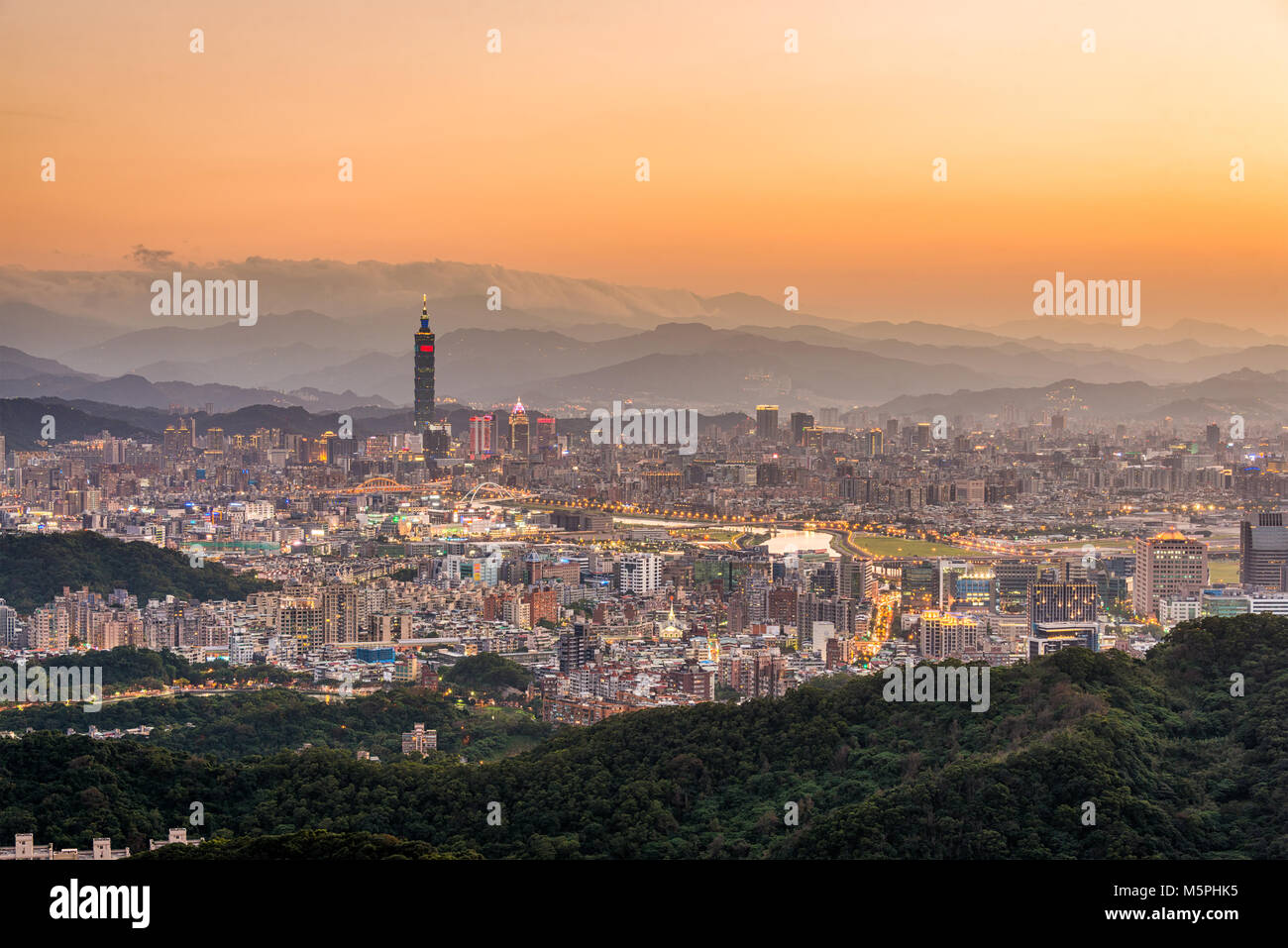 Taipei city view xinyi hi-res stock photography and images - Alamy