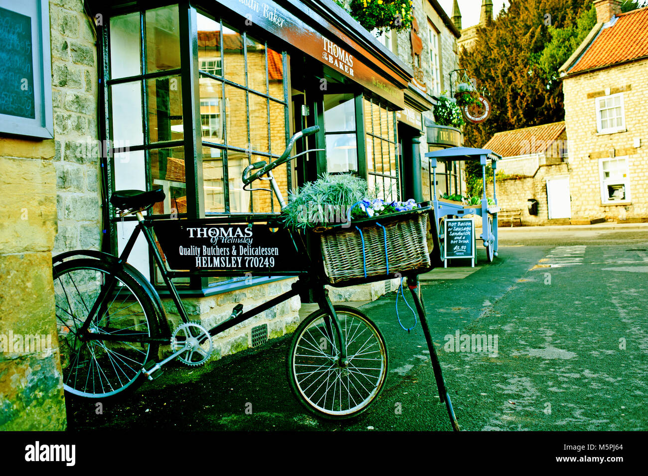 Thomas the bakers, Helmsley, North Yorkshire Stock Photo - Alamy